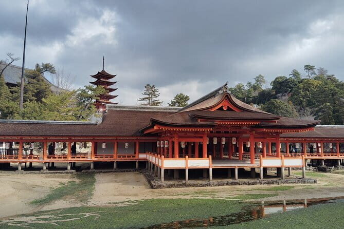 Hiroshima Castle 1h guide tour - FAQ