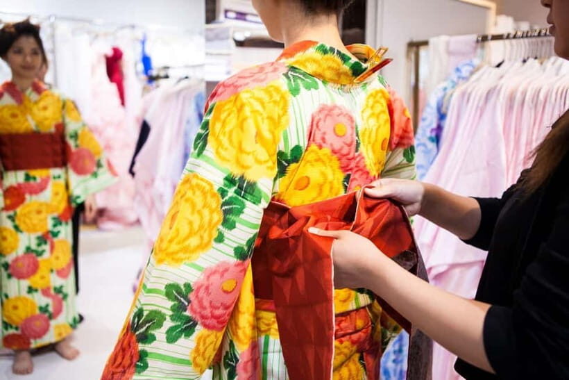 Hiroshima: Experience Japanese kimono by renting it - Sipping Tea, Savoring Sweets, and Making Origami