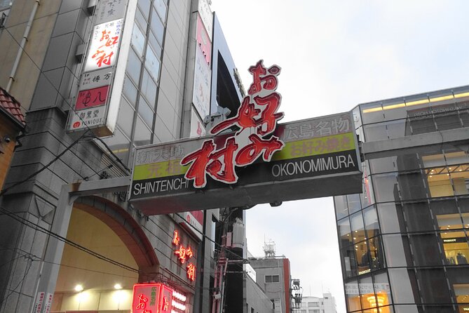 Hiroshima Local Life Walking Tour - Discovering Okonomimura Food Stalls