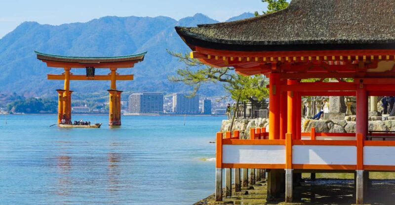 Hiroshima: Miyajima Half-day Historical Walking Tour - Exploring Itsukushima Shrine