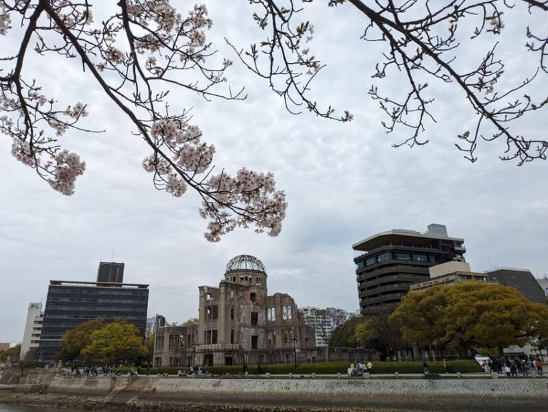 Hiroshima: Peace Memorial and Atomic Bomb Dome Private Tour - Itinerary Highlights