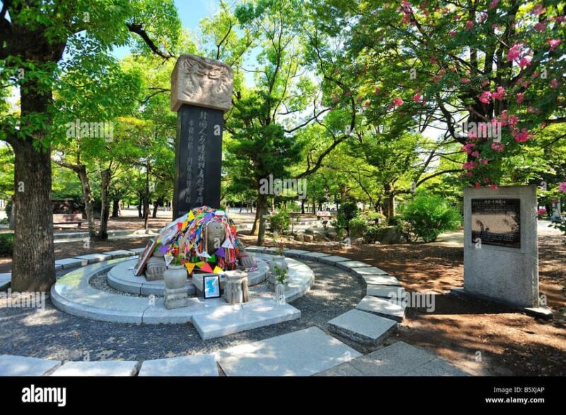 Hiroshima: Peace Memorial and Atomic Bomb Dome Private Tour - Key Points