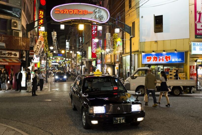 Hiroshima: Private Walking Tour with a Local - Key Points