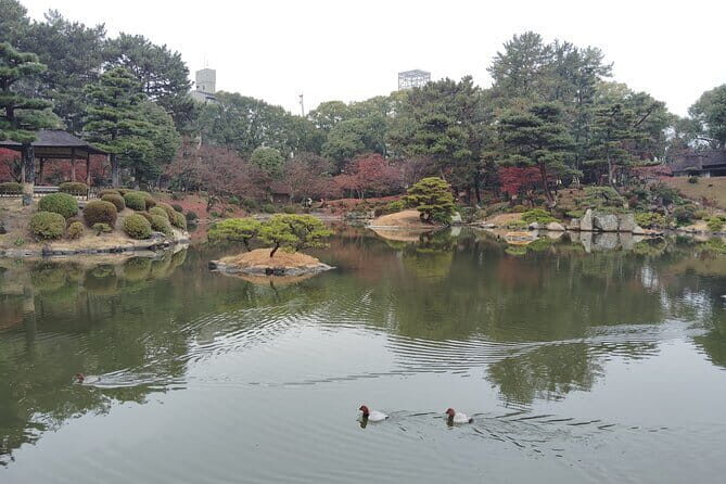Hiroshima Shukkei-en Garden with local guide 90min - An In-Depth Look at Hiroshima’s Shukkei-en Garden Tour