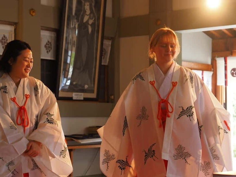 Hiroshima: Waseda Shrine Miko and Kannushi Experience - Key Points