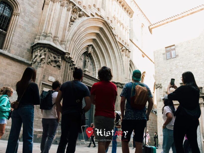 HistARy: Guided tour through the Gothic Quarter with Augmented Reality - Why Choose This Tour?