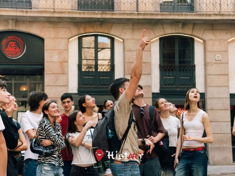 HistARy: Guided tour through the Gothic Quarter with Augmented Reality - FAQ