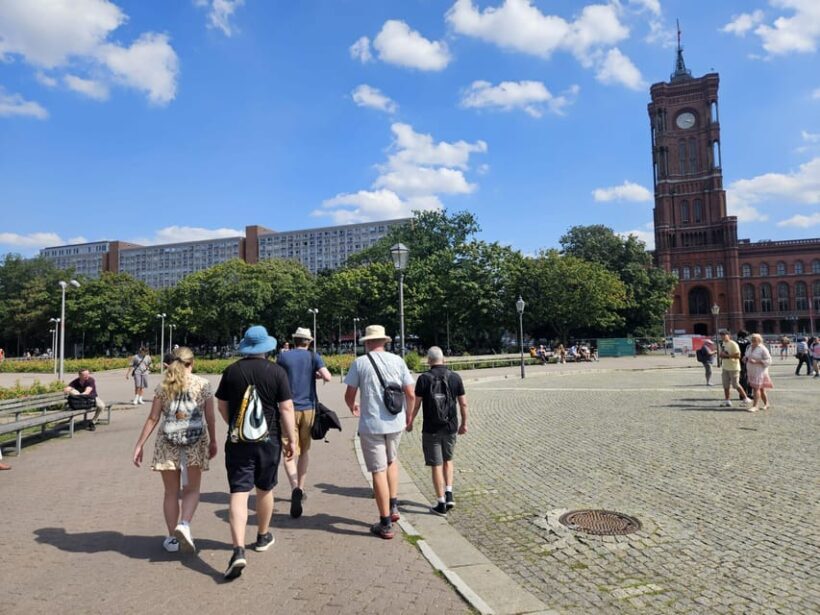 Historic Berlin Pubs & History Tour - An In-Depth Look at the Tour Experience