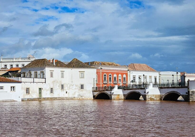 Historic centre & Wine tasting - Deep Dive: Why This Tour Works