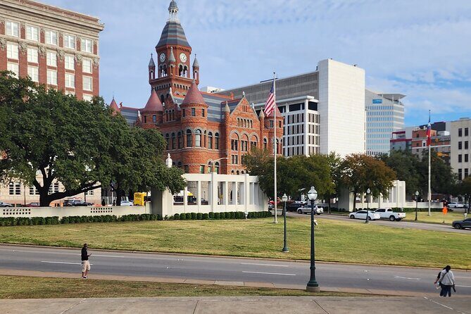 Historic Dallas Downtown Solo Self Guided Walking Tour - The Itinerary Breakdown: What Youll See and Experience
