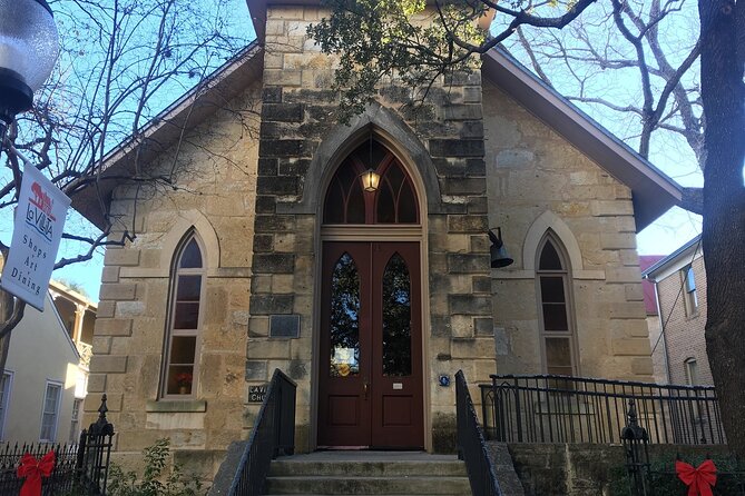 Historic Downtown & Riverwalk Walking Tour - Discovering the History of Texas