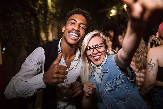 Historic & Haunted Pub Crawl Tour in Galveston - Key Points