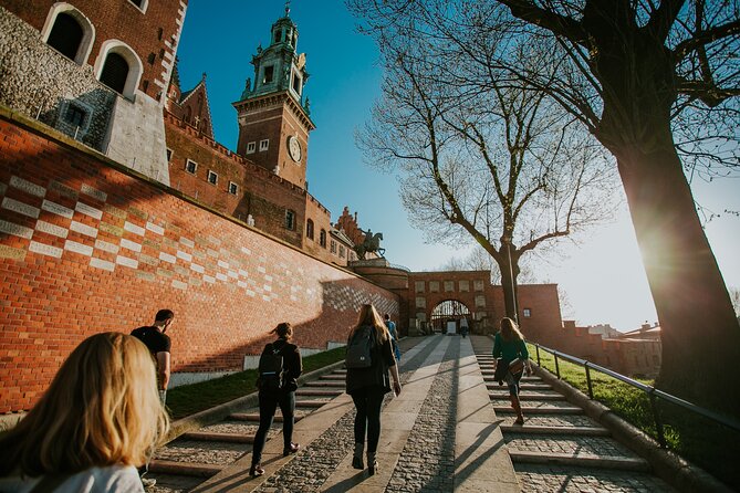 Historic Krakow : Old Town & Wawel Castle Walking Tour - Accessibility and Physical Requirements