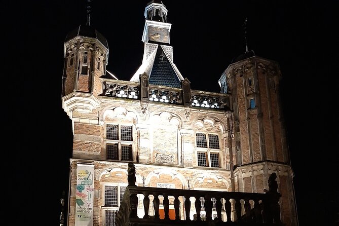 Historic Outdoor Escape in Deventer - Authenticity and Local Flavor