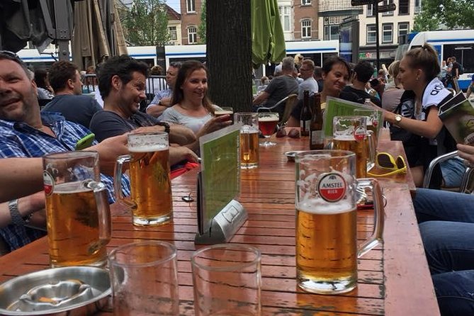 Historical Bike Tour Review: Explore Amsterdam's Charm - Exploring the Neighborhoods