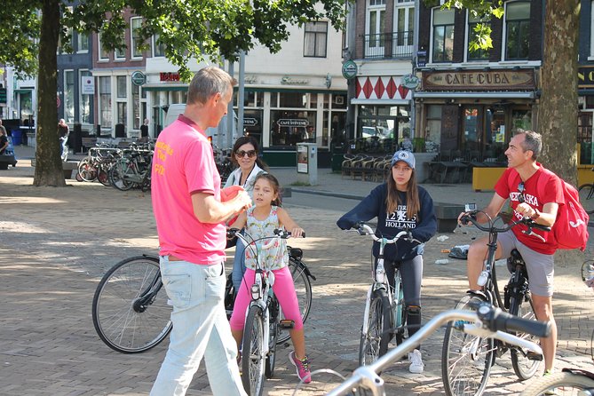Historical Bike Tour Review: Explore Amsterdam's Charm - Suitability for Different Travelers