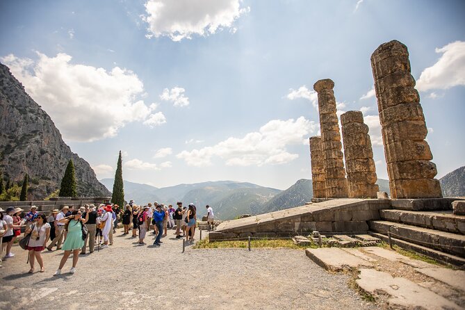 Historical Delphi One Day Tour with Arachova Stop & Expert Guide - Key Points