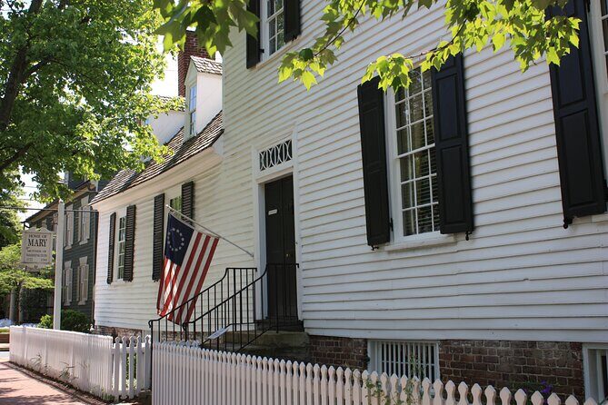 Historical Fredericksburg SmartPhone App Self Guided Walking Tour - The Historic Cemeteries and Civic Buildings