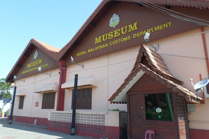 Historical Guided Tour in Melaka from Kuala Lumpur with Lunch - Practical Tips for Travelers
