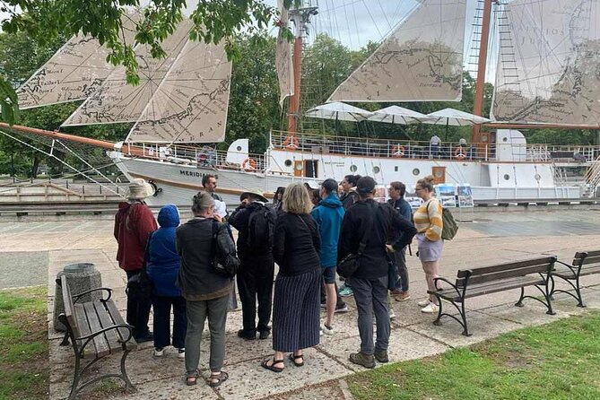 Historical Klaipeda Old Town Tour In the Lost City of Memel - Highlights of the Historical Tour