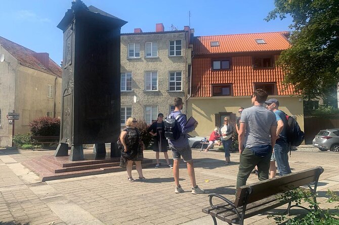 Historical Klaipeda Old Town Tour In the Lost City of Memel - Meeting the Tour Guide and Starting the Journey