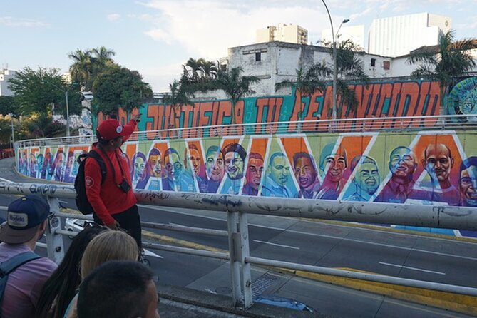 Historical Shared Tour Salsa, Graffiti & Resistance in Cali - Key Points