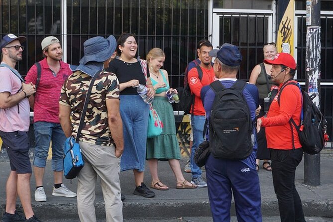 Historical Shared Tour Salsa, Graffiti & Resistance in Cali - Mural and Street Art Viewing