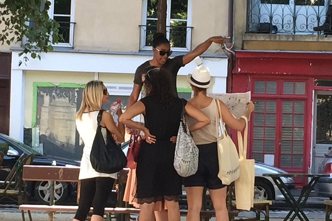 Historical Treasure Hunt in the City of Versailles - Challenges and Enjoyment of the Puzzles