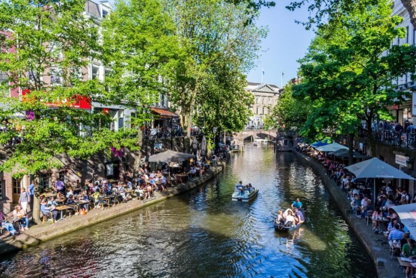 Historical Utrecht: Private Tour with Local Guide - Key Points