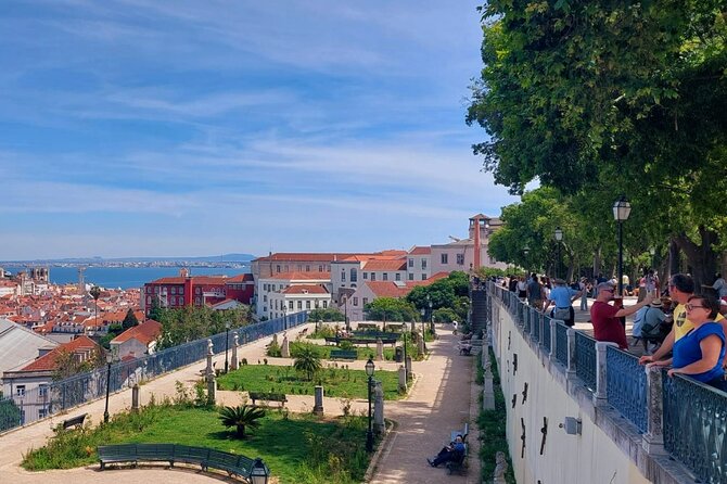 Historical Walking Tour of Lisbon - Meeting and End Points