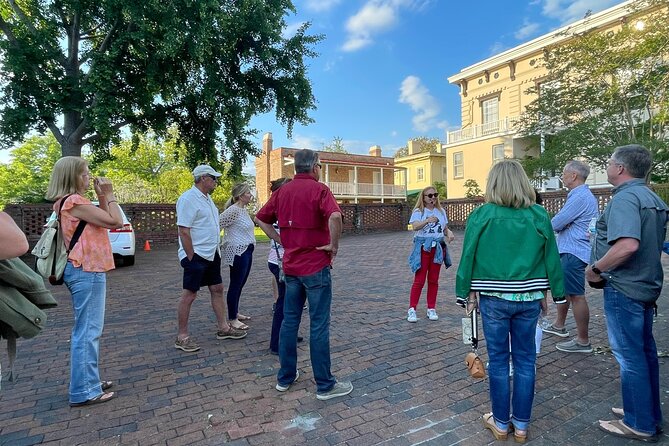 History and Architecture Walking Tour - Meeting and Logistics