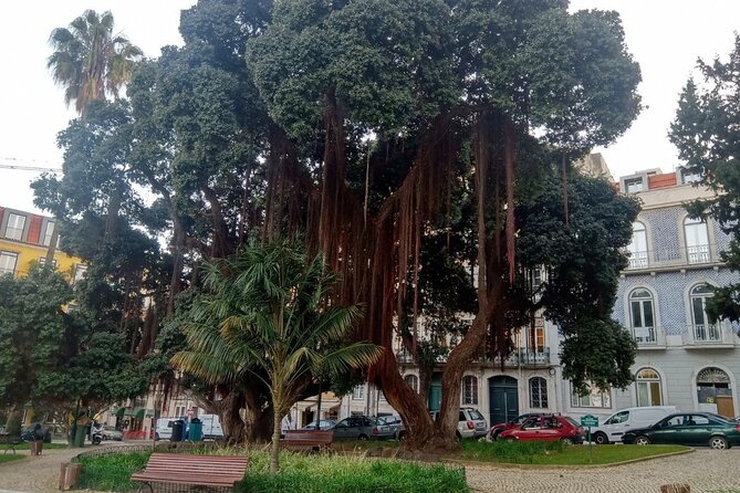 History-Mistery of Lisbon (Secrets Societies and Black Arts) - Unraveling the Mysteries of Lisbons Past
