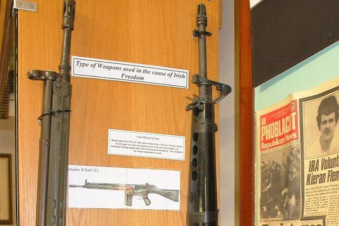 History of Belfast conflict and terror 1 hour black taxi tour - FAQs