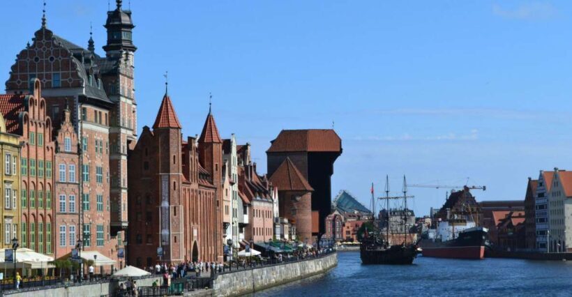 History of Gdansk Tour by Kayak on the Motawa River - Key Points