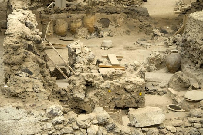 History of Santorini Private Tour & Wine Routes Guided Tour - Meeting and Pickup Information