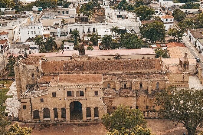 History Santo Domingo City Tour With Lunch Included - An In-Depth Look at the Santo Domingo City Tour