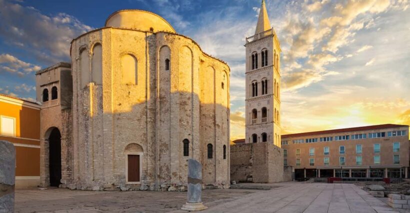 History Walking Tour in Old Center Zadar with Licenced Guide - The Practical Side: Logistics and Value