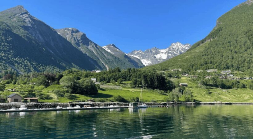 Hjørundfjord Fjord Cruise Afternoon Øye-Ålesund one way - FAQ: Common Questions about the Hjørundfjord Fjord Cruise
