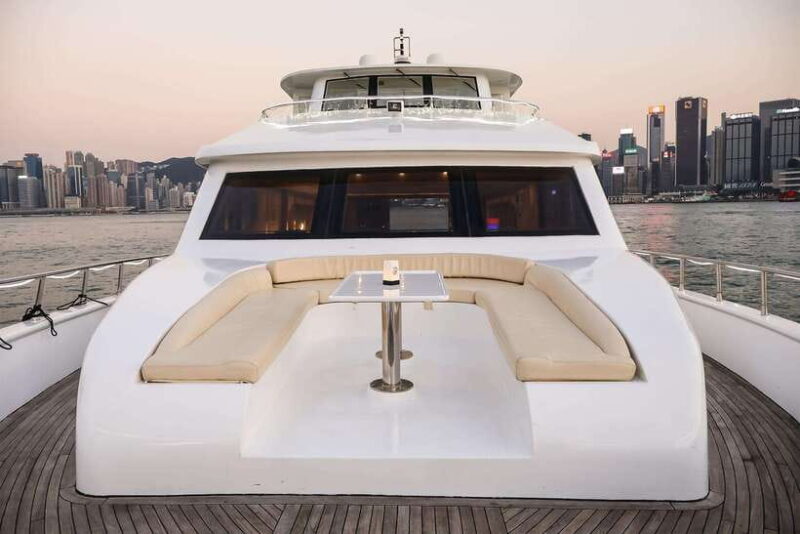 HK: Victoria Harbor Tour & Symphony of Lights (Free Drinks) - Final Thoughts