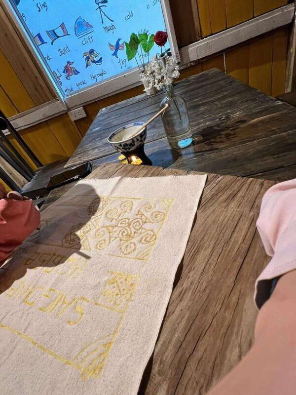 H'Mong traditional beeswax batik - Who Will Enjoy This Experience?