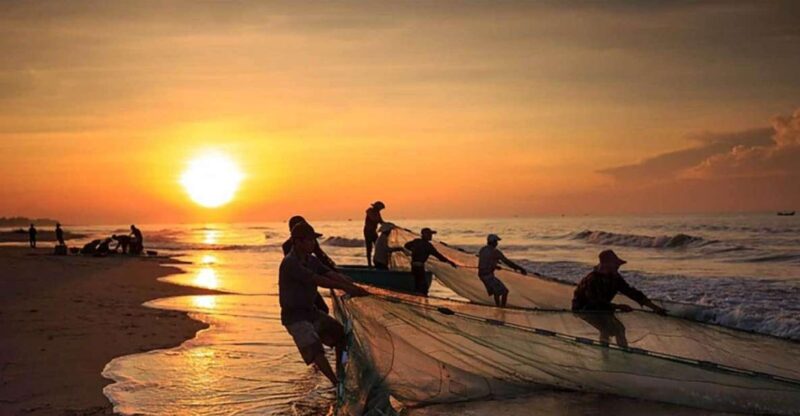 Ho Chi Minh: 2-Day Mui Ne Beach Tour with Sand Dune Sunrise - Key Points