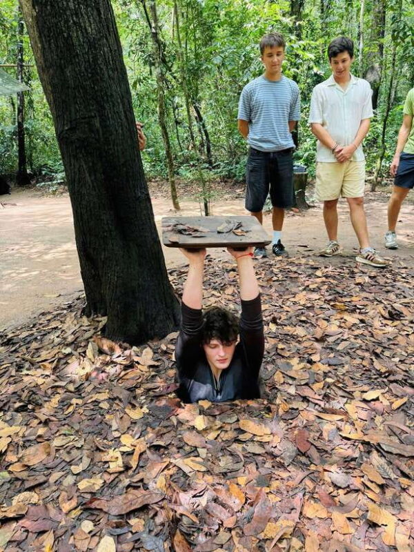 Ho Chi Minh City: Cu Chi Tunnels Half-Day Tour with Snacks - Food and Refreshments