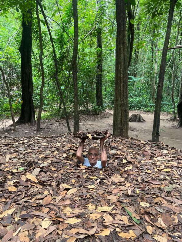 Ho Chi Minh City: Cu Chi Tunnels Luxury Group Tour - Exploring the Cu Chi Tunnels: What You’ll See and Feel