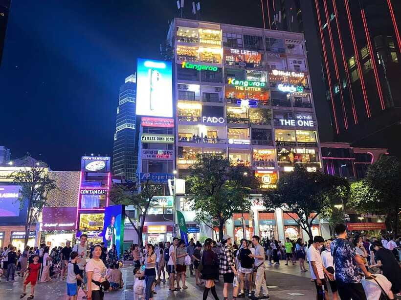 Ho Chi Minh City: Guided Tour with Iconic Spots - The Sum Up