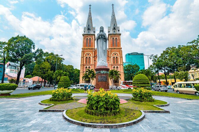 Ho Chi Minh City Highlights Private Tour - Starting with a somber note – War Remnants Museum