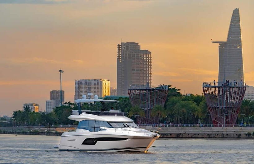 Ho Chi Minh City: Luxury Sunset Yacht Tour on Saigon River - An Elegant Way to Experience Ho Chi Minh City