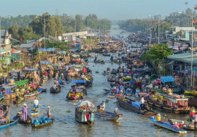 Ho Chi Minh City: Mekong River Delta Day Trip with Boat Trip - Discovering the Tranquility of Vinh Trang Pagoda