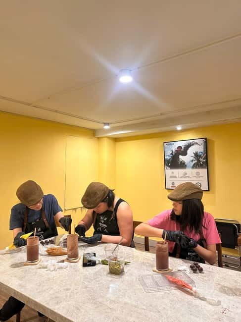 Ho Chi Minh City: Premium Bean-to-Bar Chocolate Workshop - Group Dynamics and Practicalities