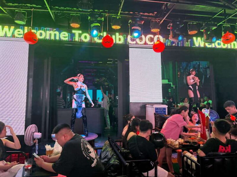 Ho Chi Minh City Safari Street Food Private Walking Tour - Key Points
