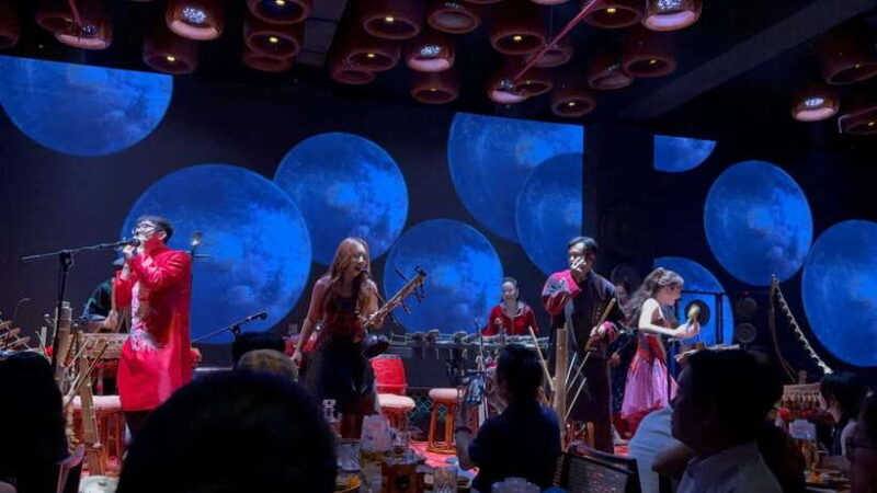 Ho Chi Minh City Sightseeing Tour With Chao Show, Dinner - Itinerary Breakdown: From History to Culture